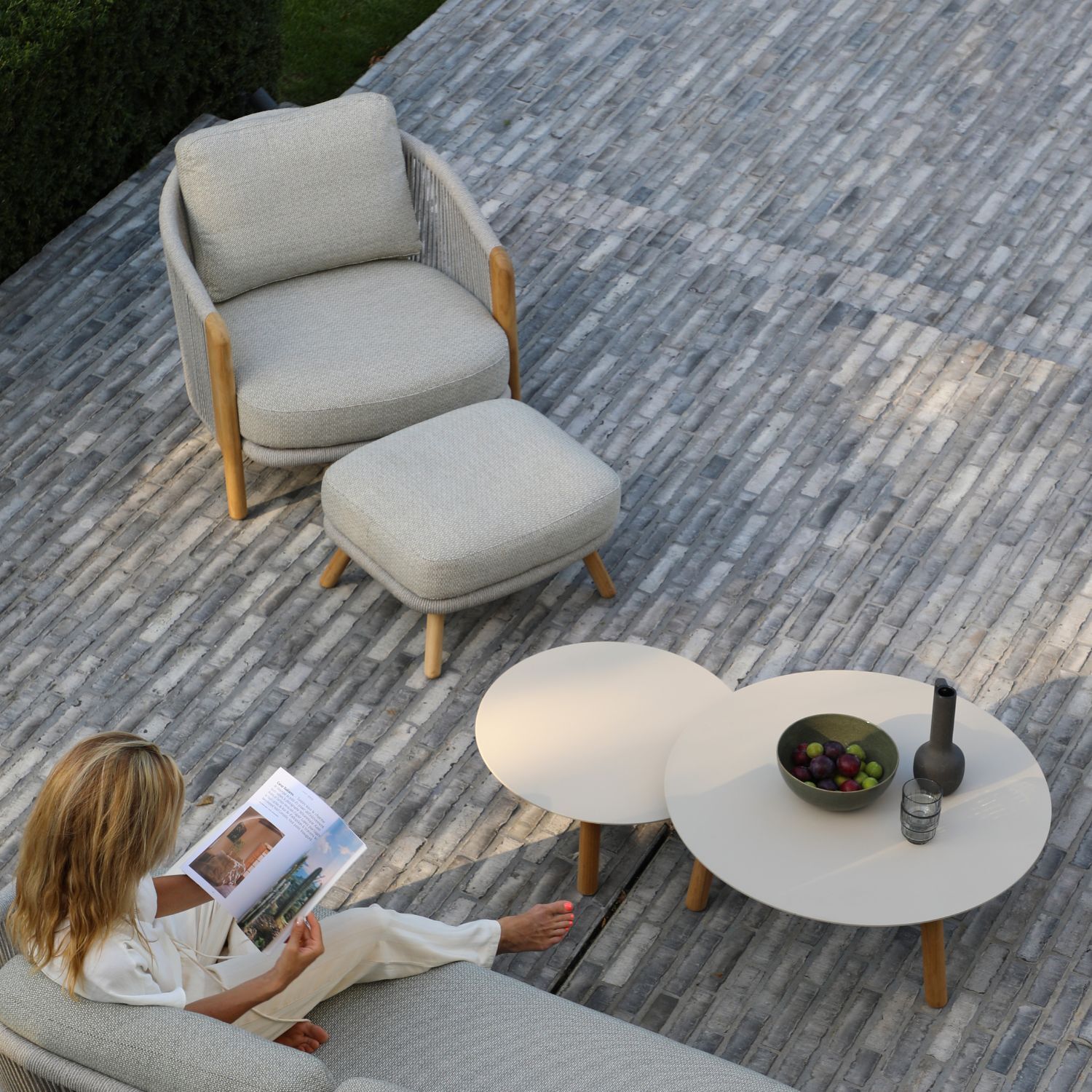 SEATING | SOFAS– Green Design Gallery