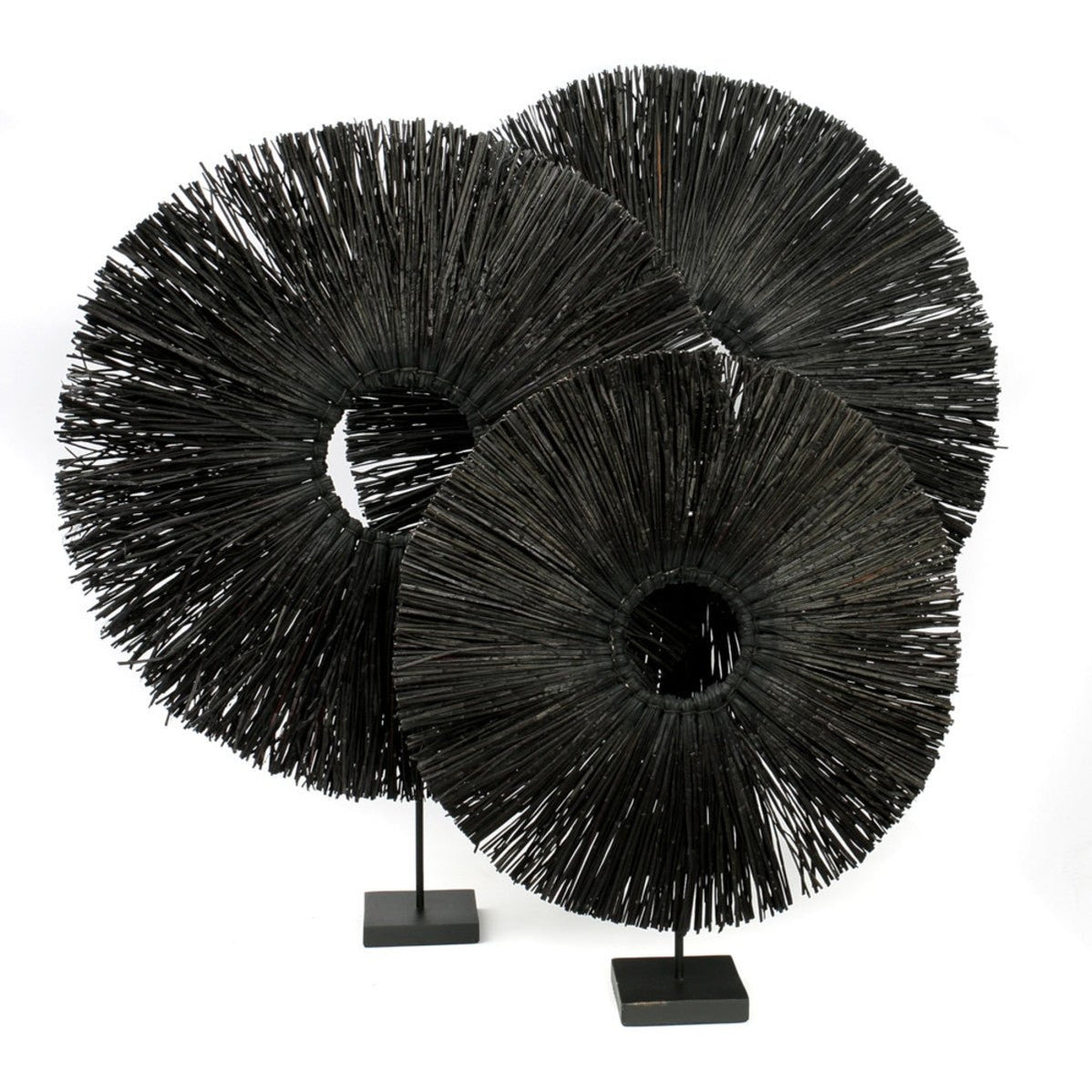 ALANG ALANG ON STAND / BLACK– Green Design Gallery