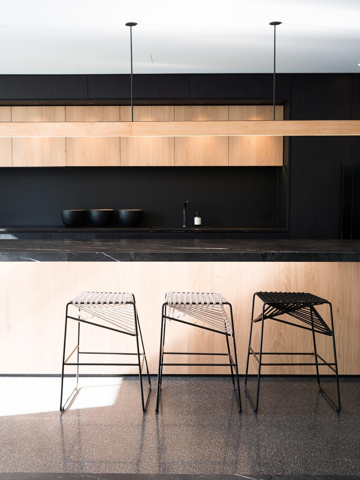 CABLE BARCHAIR / COUNTER STOOL / VARIOUS COLORS– Green Design Gallery