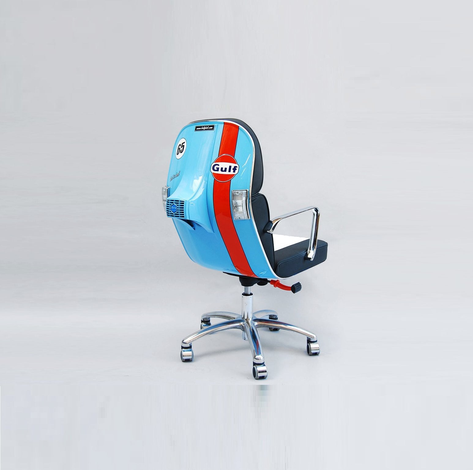 Scooter Vespa Chair | Limited Edition BV-14– Green Design Gallery
