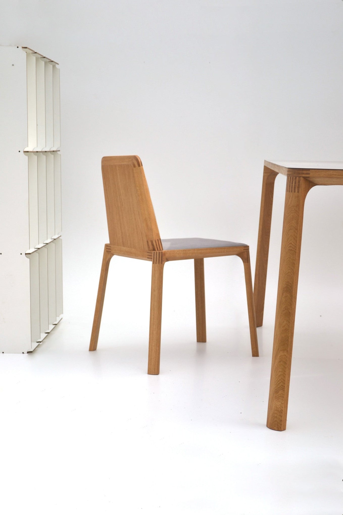 STACK DINING CHAIR– Green Design Gallery